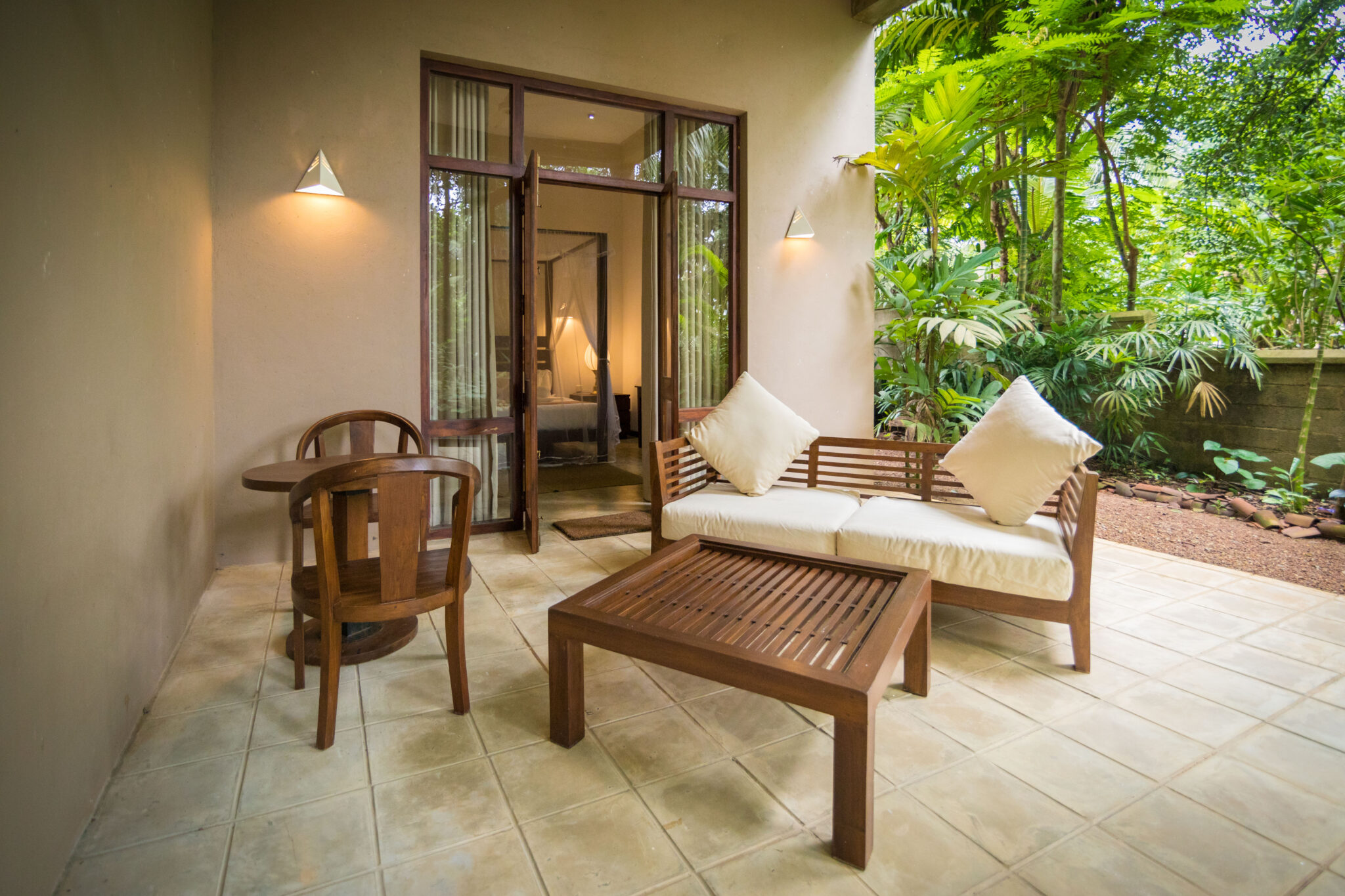 Caesar Room-RL – Roman Lake Ayurveda Resort